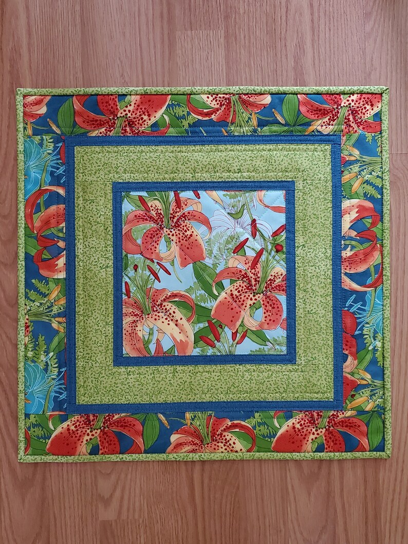 Quilted Table Topper 20 Square Table Topper Summer - Etsy