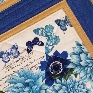 Floral Quilted Table Topper, 19.5 Square Table Topper, Spring Table ...