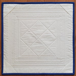 Floral Quilted Table Topper, 19.5 Square Table Topper, Spring Table ...