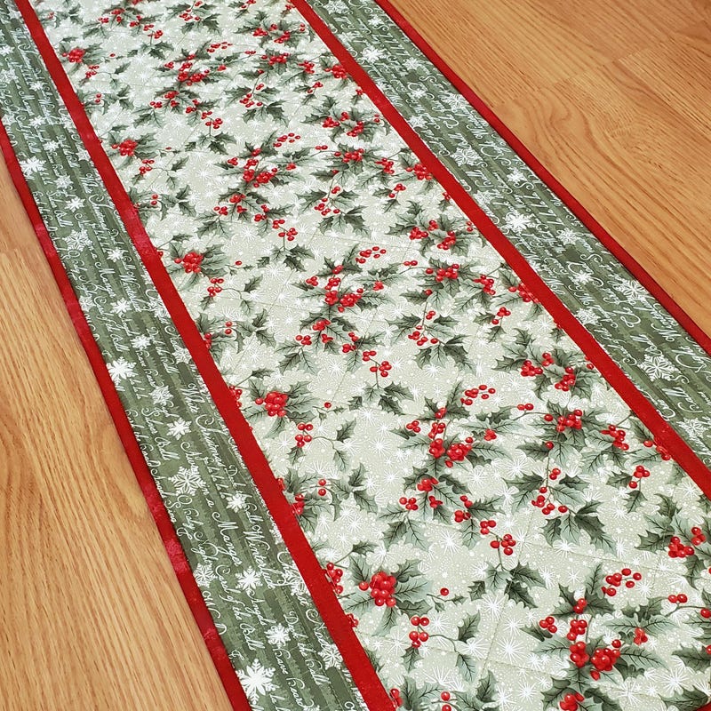 Holiday Table Runner - Etsy