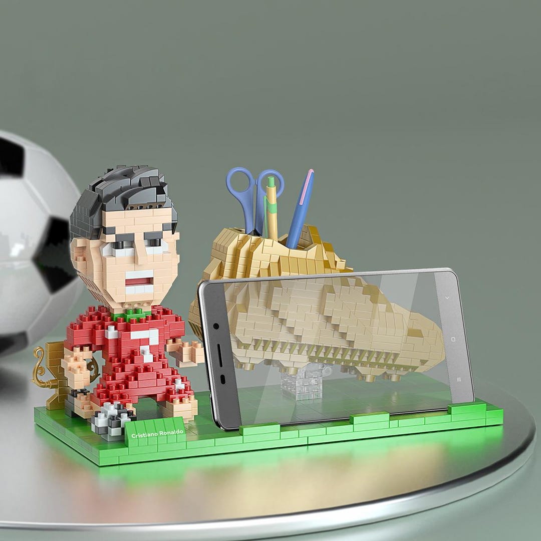 Soccer Player Mini Building Blocks Set (1000+ Pcs) | Ronaldo Pen Holder ...