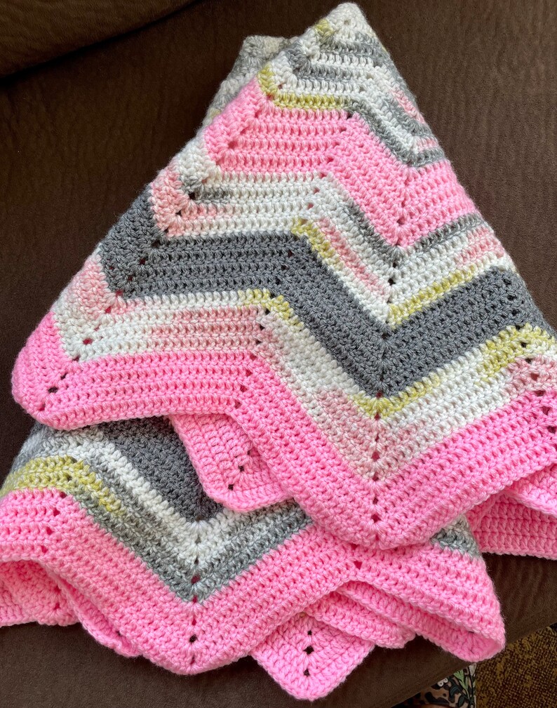 Round Ripple Crochet Baby Blanket - Etsy