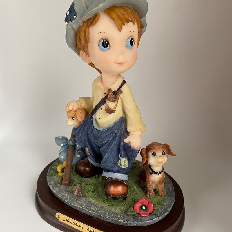 Montefiori Figurine - Etsy