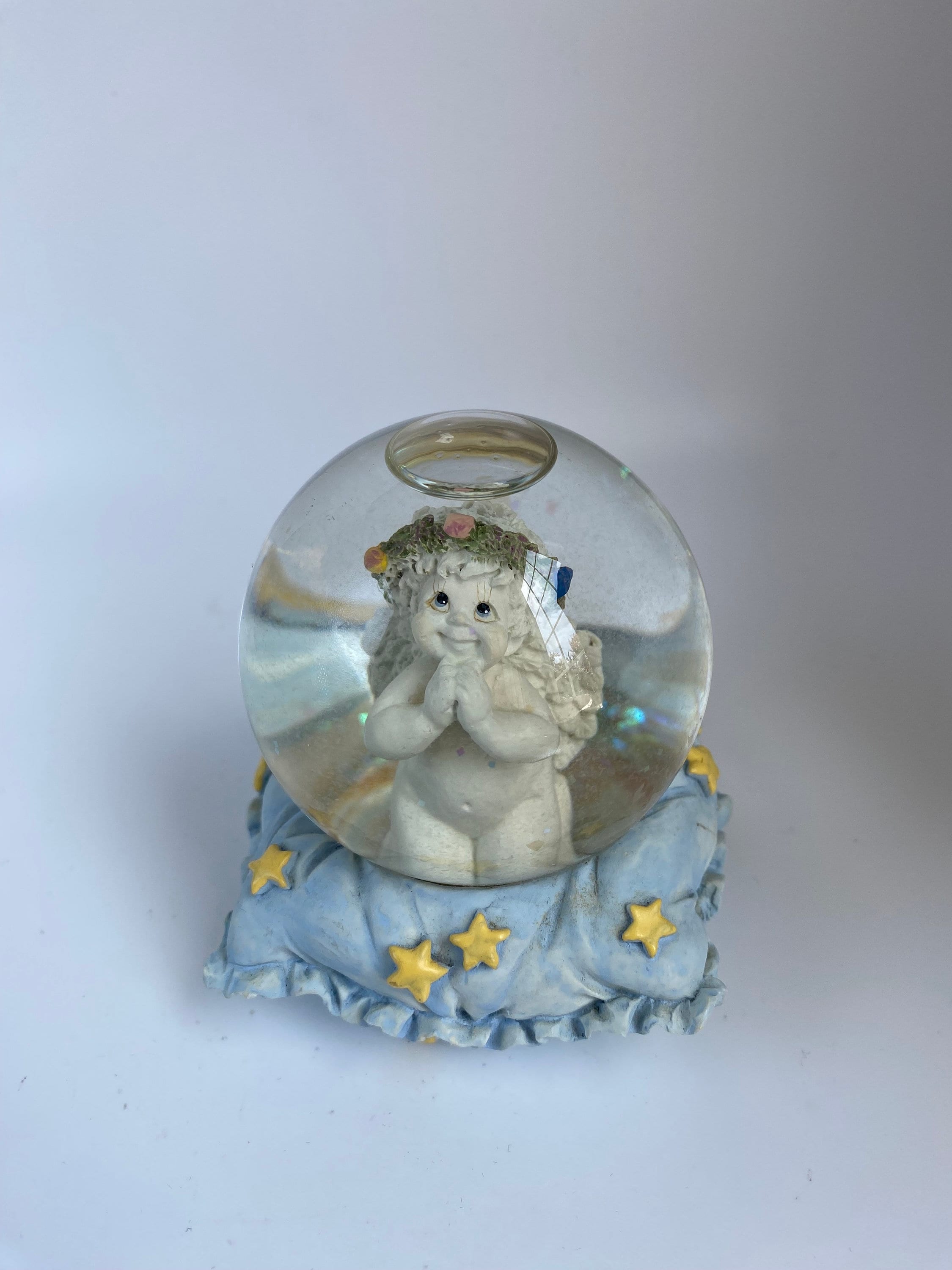 Westland Dreamsicles Praying Cherub on A Pillow Snow Globe, Cherub on A ...