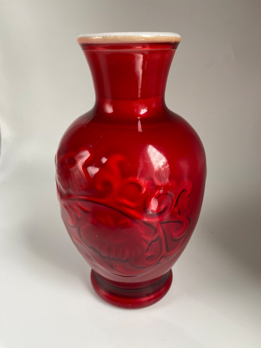 Avon Spring Bouquet Fragranced Vase, Oriental Red Vase, 1981, 7” Tall ...