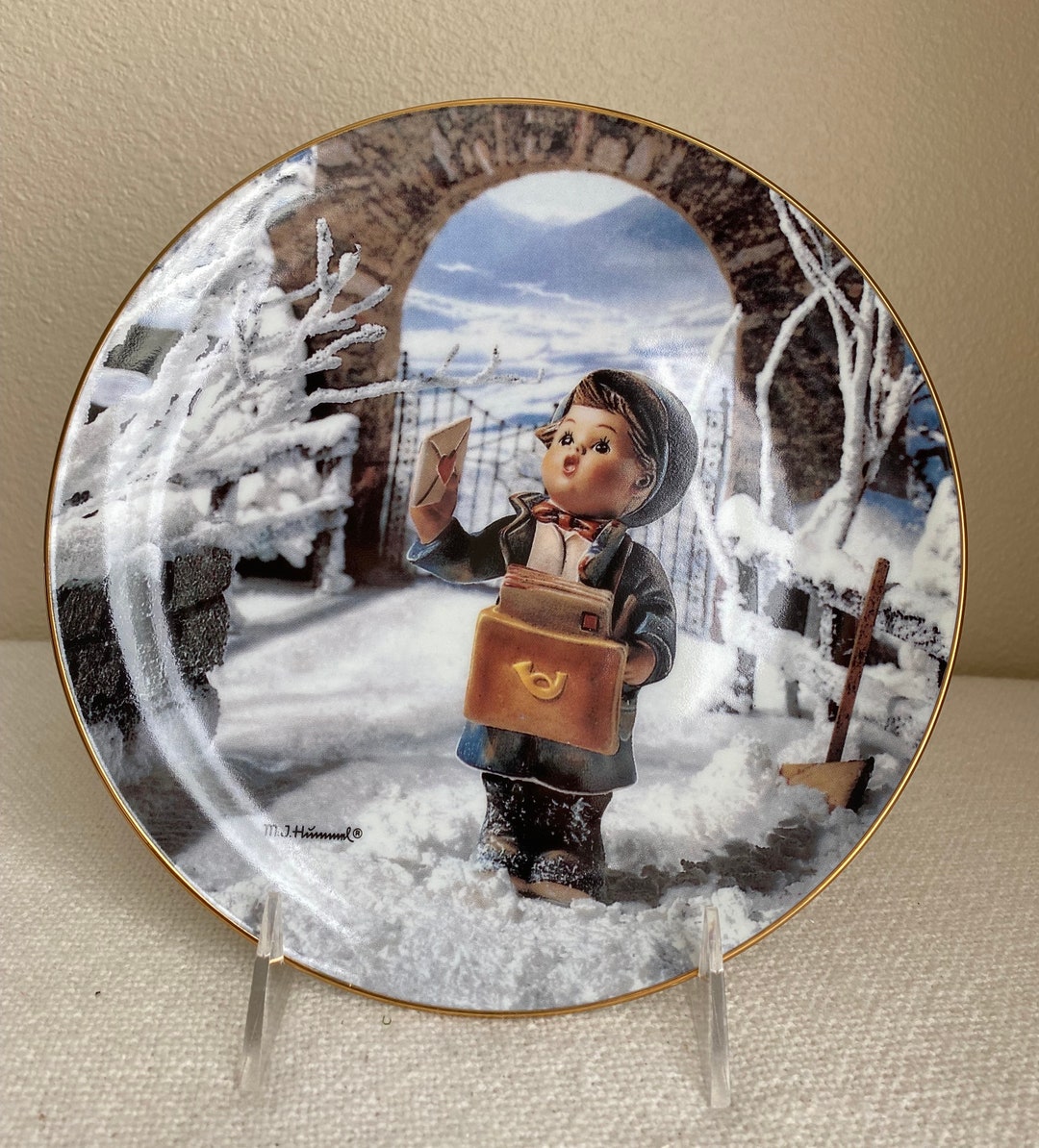 M. I. Hummel Calendar Plate Collection valentines Day Plate Featuring ...