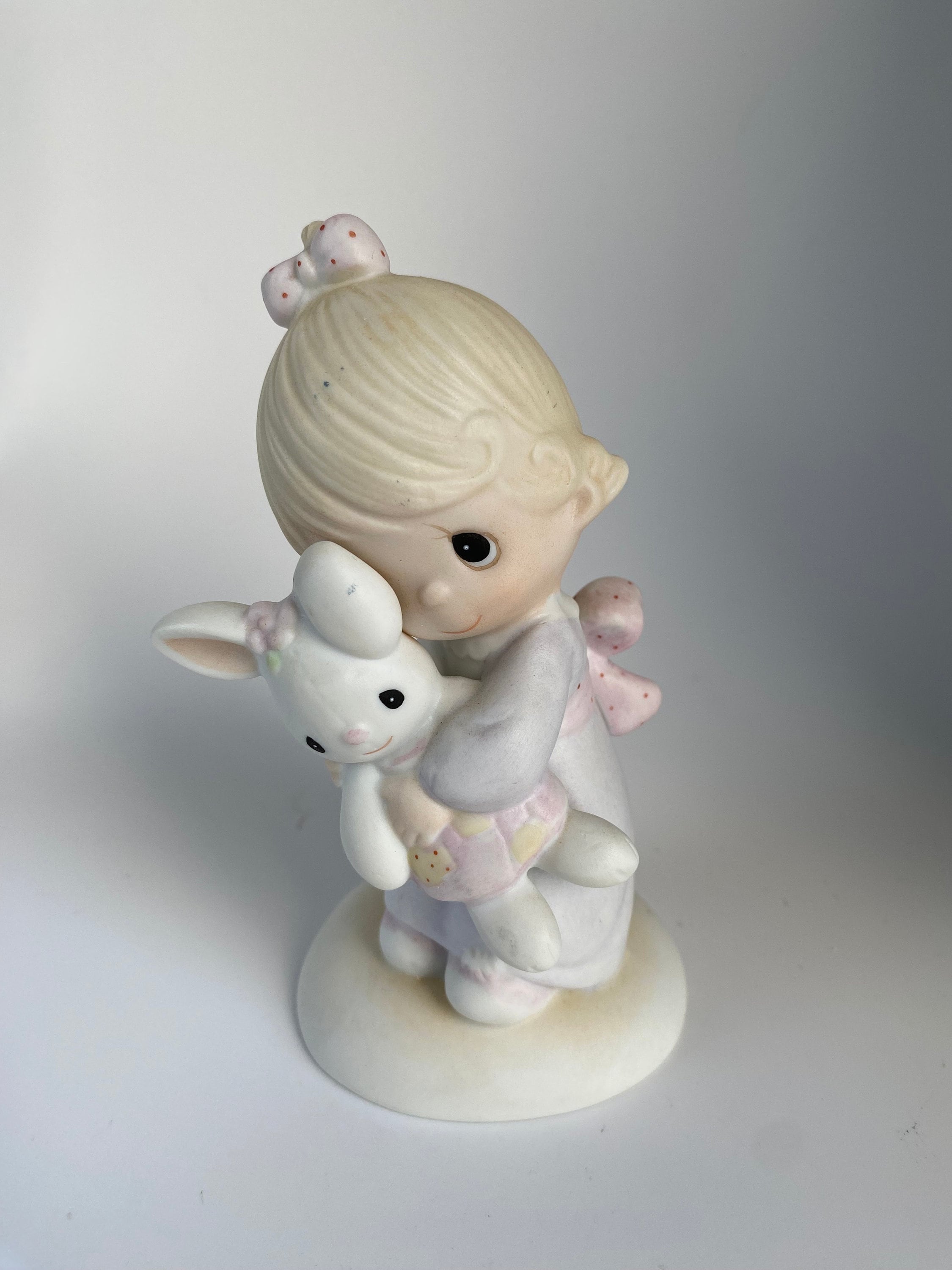 Enesco Precious Moments jesus Loves Me 1977 Little Girl With Easter ...