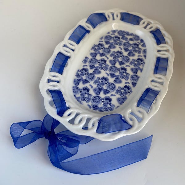 Ribbon Plate - Etsy