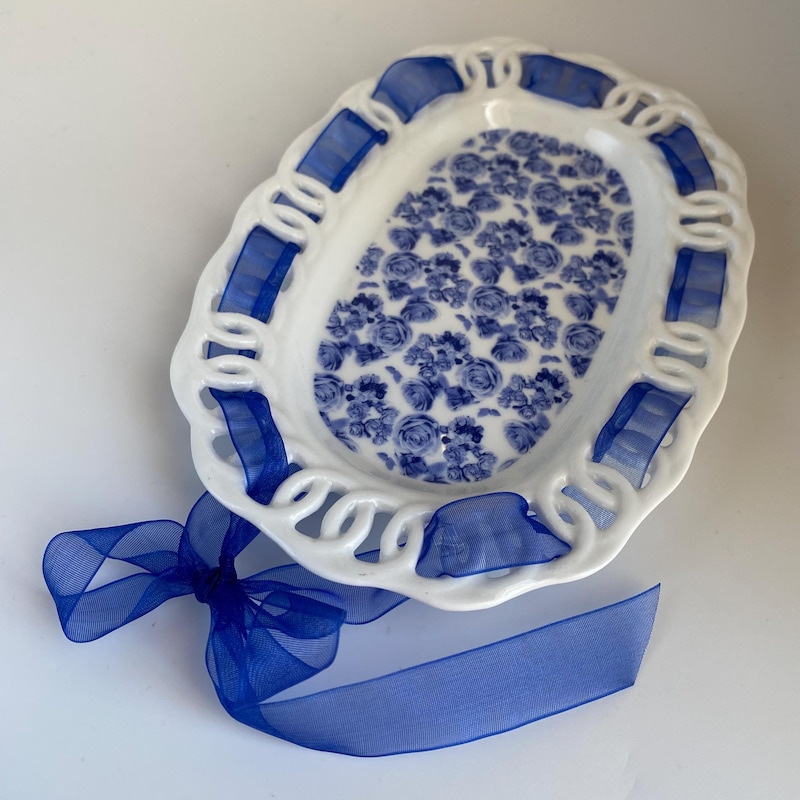 Ribbon Plate - Etsy