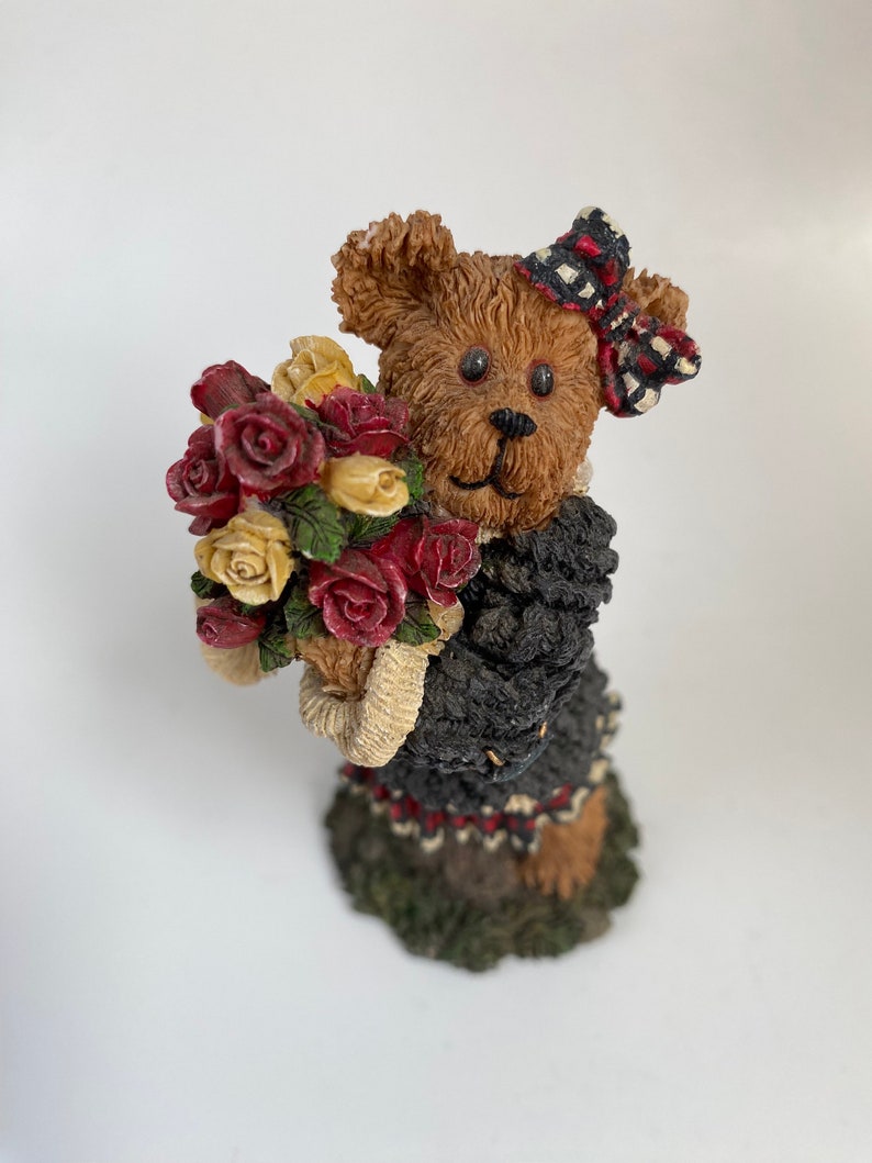 Boyds Bears & Friends rosalie Bearheart, Love is in the Air Figurine ...