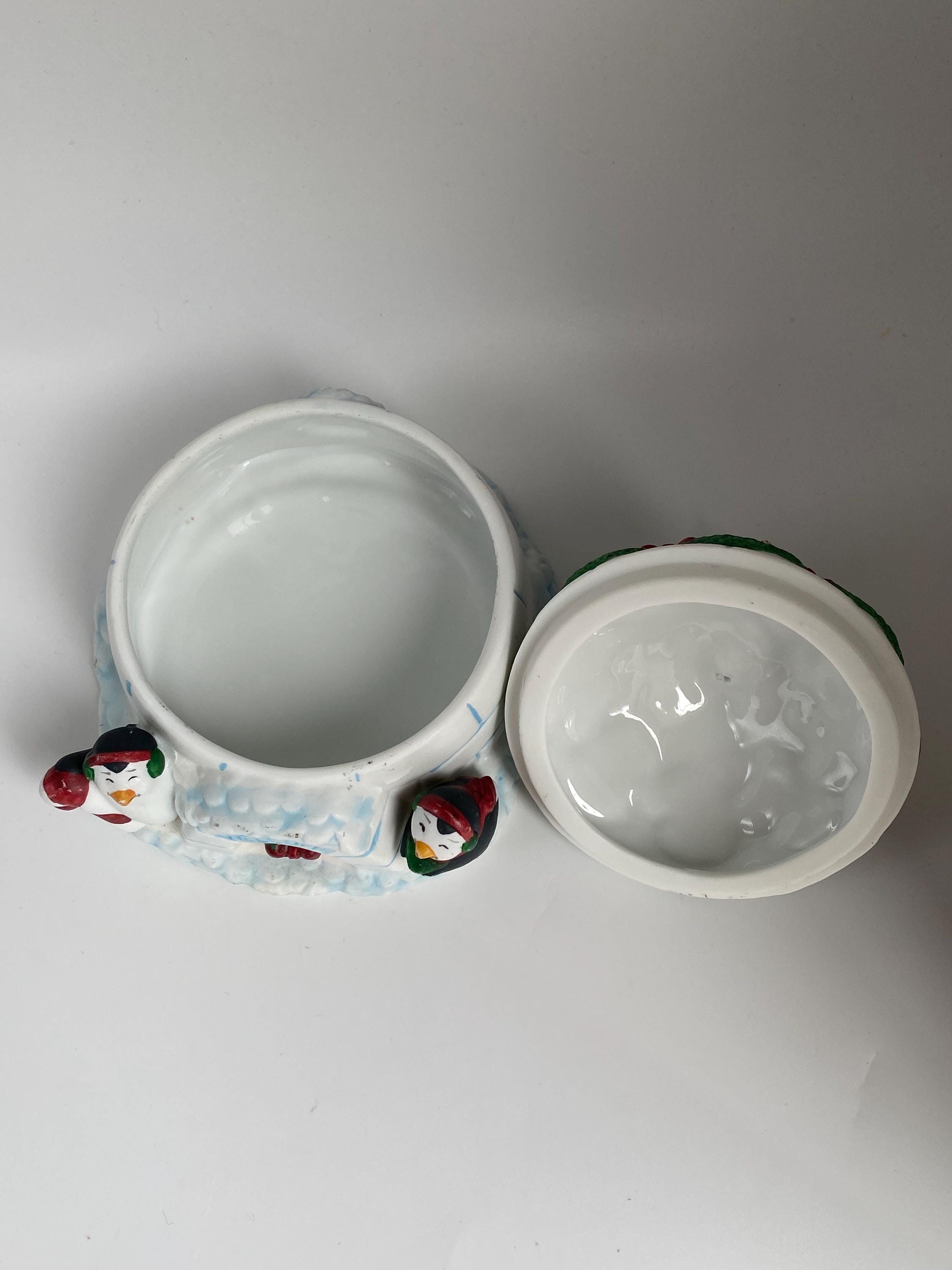 Vintage Figi’s Penguin Igloo Trinket Box / Sugar Bowl, Penguin Family ...
