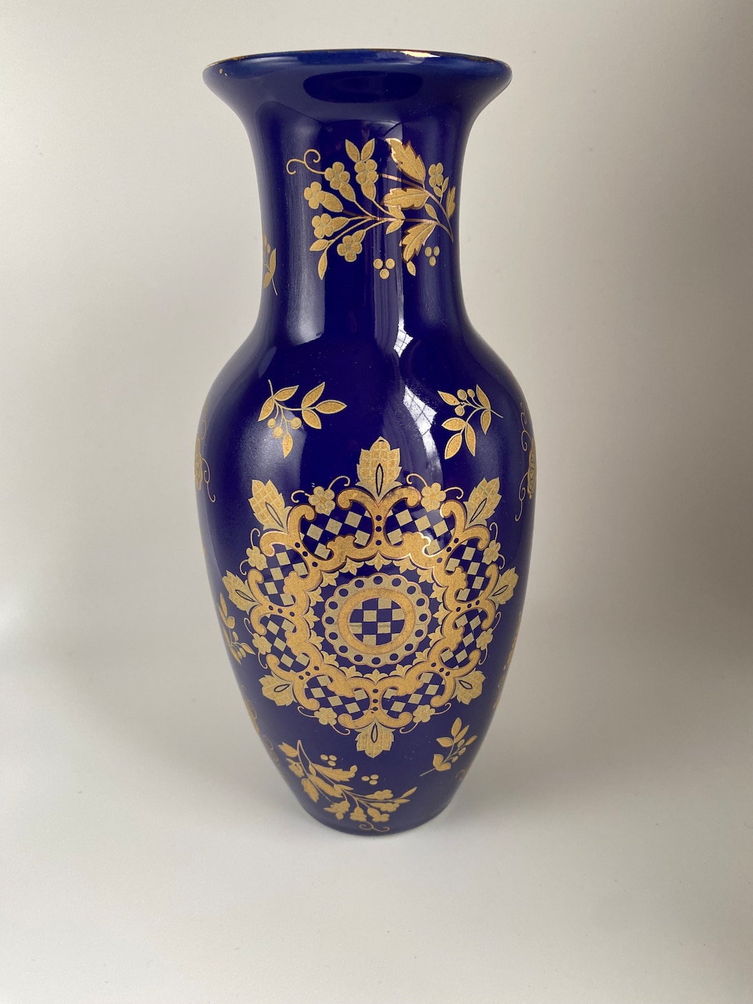 Vintage Cobalt Porcelain Vase, Transfer Pattern in Gold Color Vase Home ...