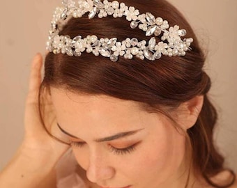 Double Tiara Wedding Band - Etsy