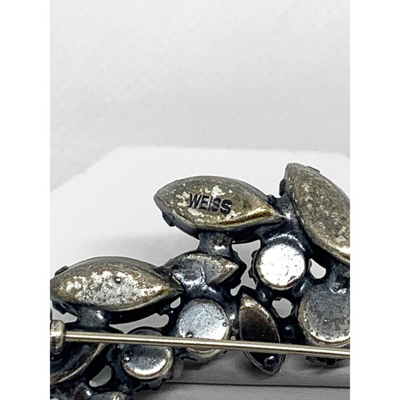 WEISS Vintage Rhinestone Wreath Brooch - Gem