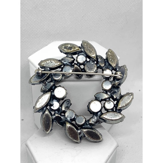 WEISS Vintage Rhinestone Wreath Brooch - Gem