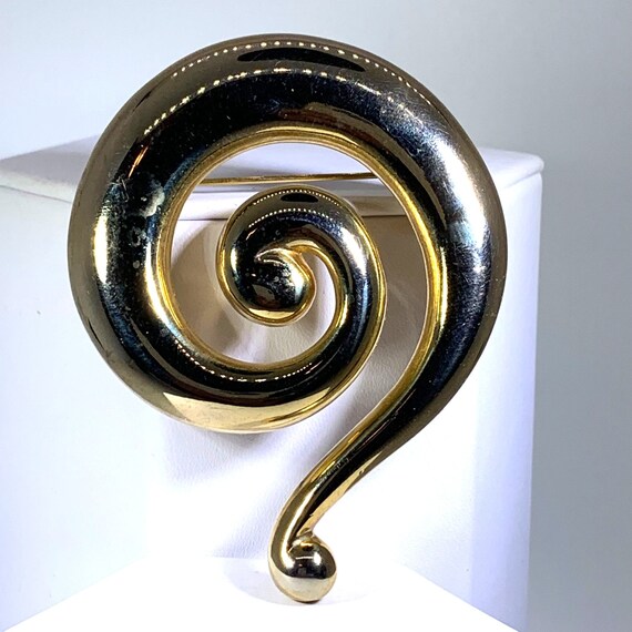 Brooch Pin Curve Swirl Gold Tone Vintage - Gem