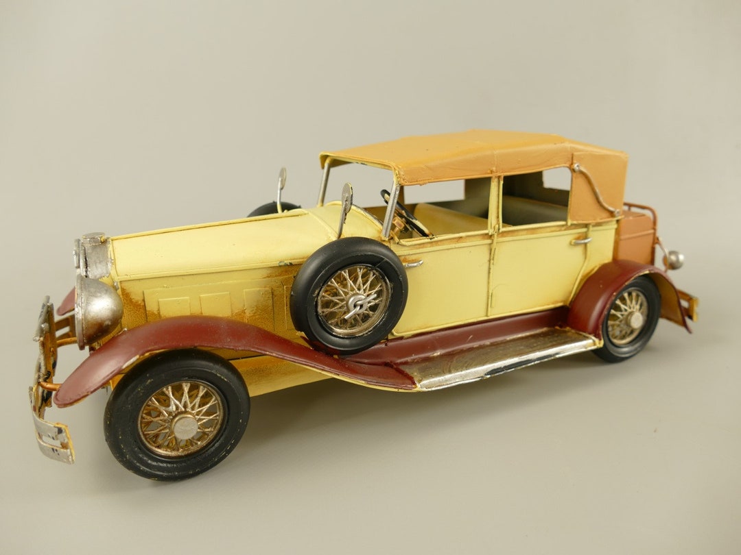 Vintage Car, Vintage Car, Hand Painted, Antique Iron, Retro, Vintage ...