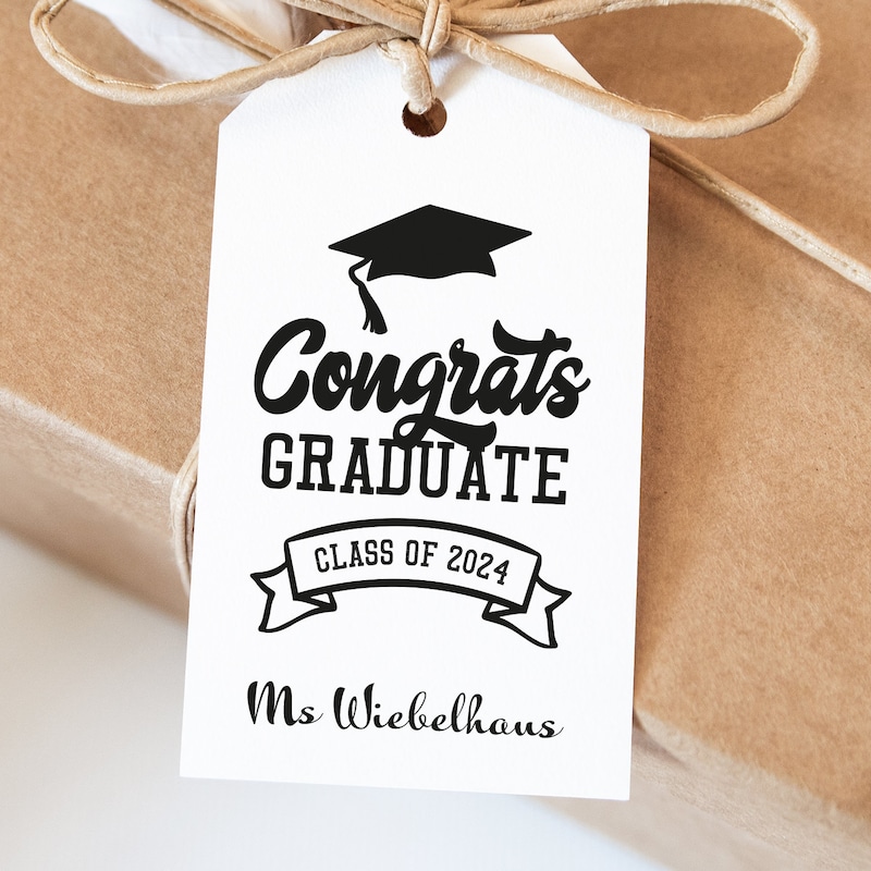 Graduation Gift Tags - 60+ Gift Ideas for 2025