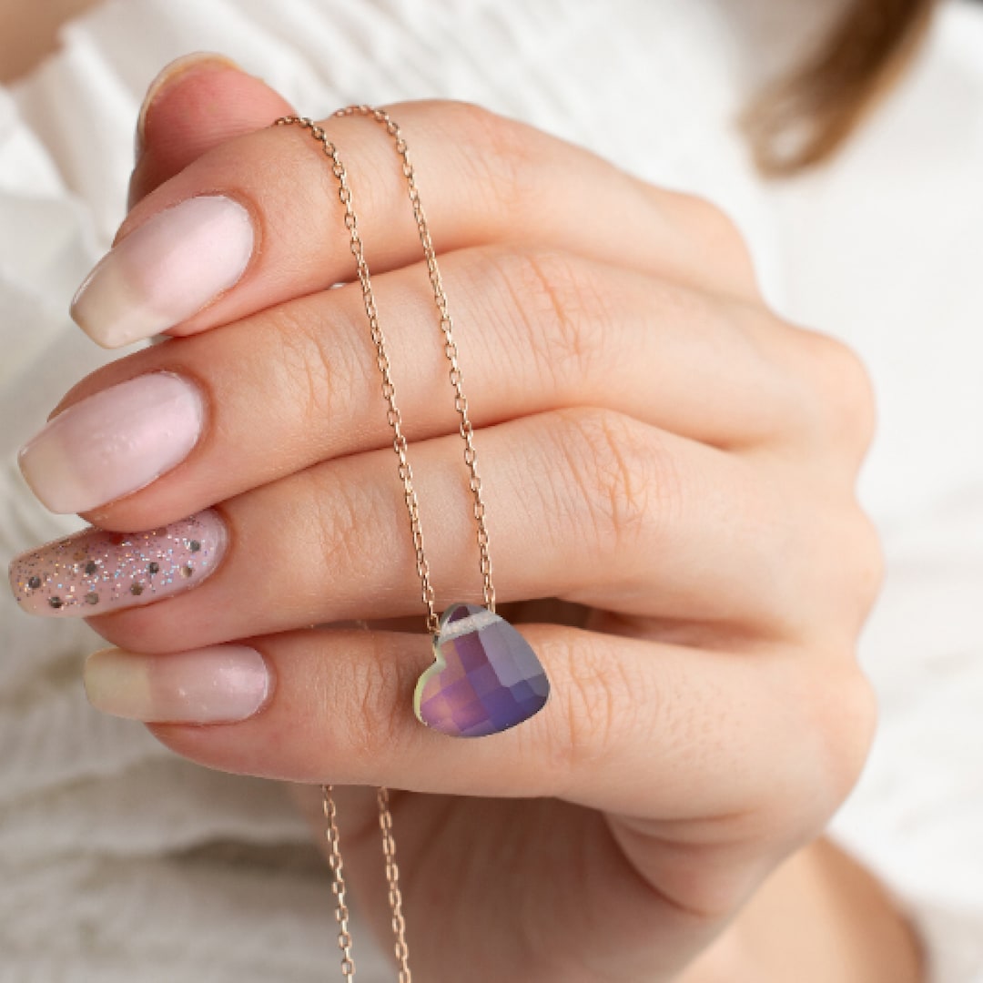 Changing Color by Temperature Heart Necklace • Mood Charm • Heart Mood ...