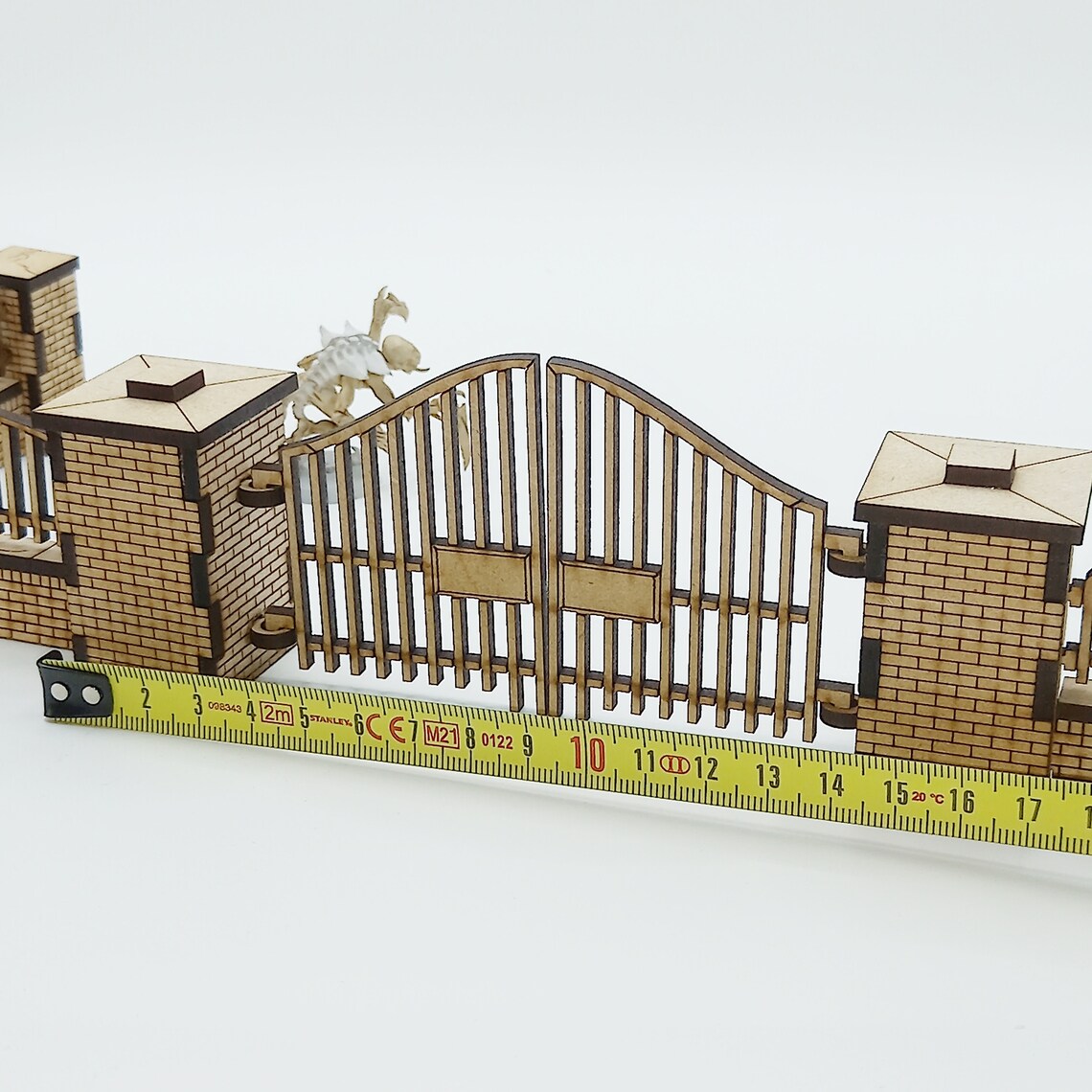 Scatter Terrain Walls and Fencing for War Gaming Table Top Miniatures ...
