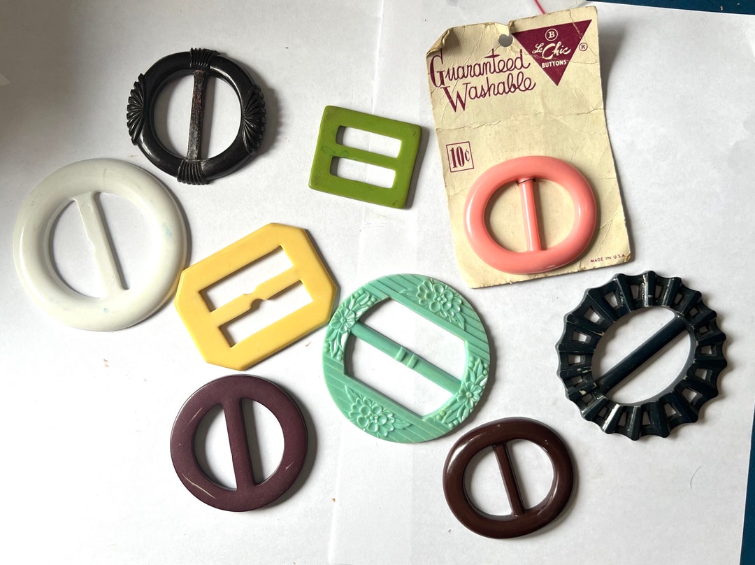 Vintage 40s/50s Bakelite and Plastic Buckles / Scarf Slides. Take Your ...