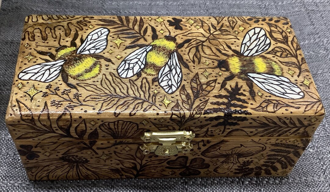 Triple Bee Box By: Cassie - Etsy