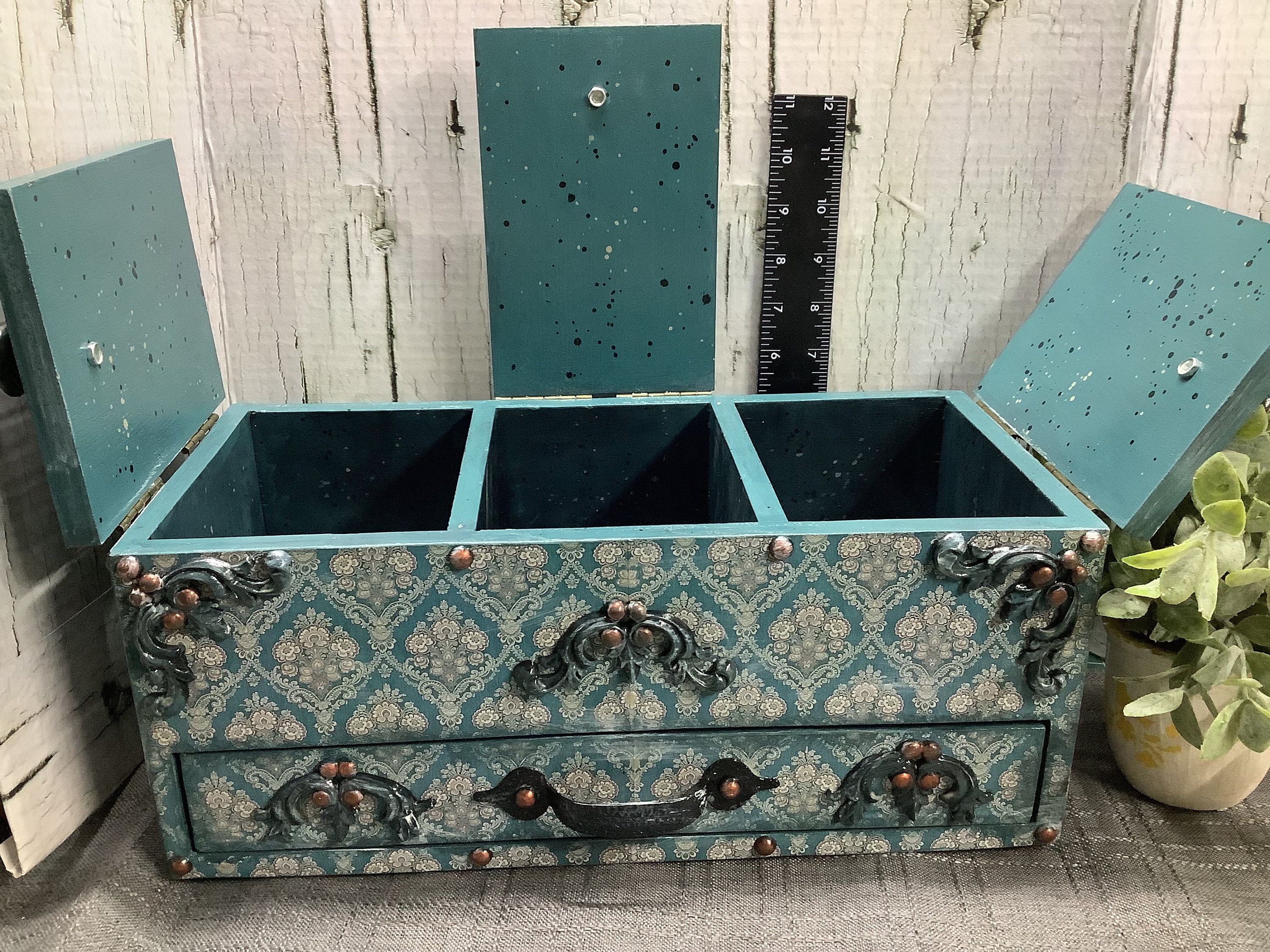 Large Vintage Style Organizer - Etsy