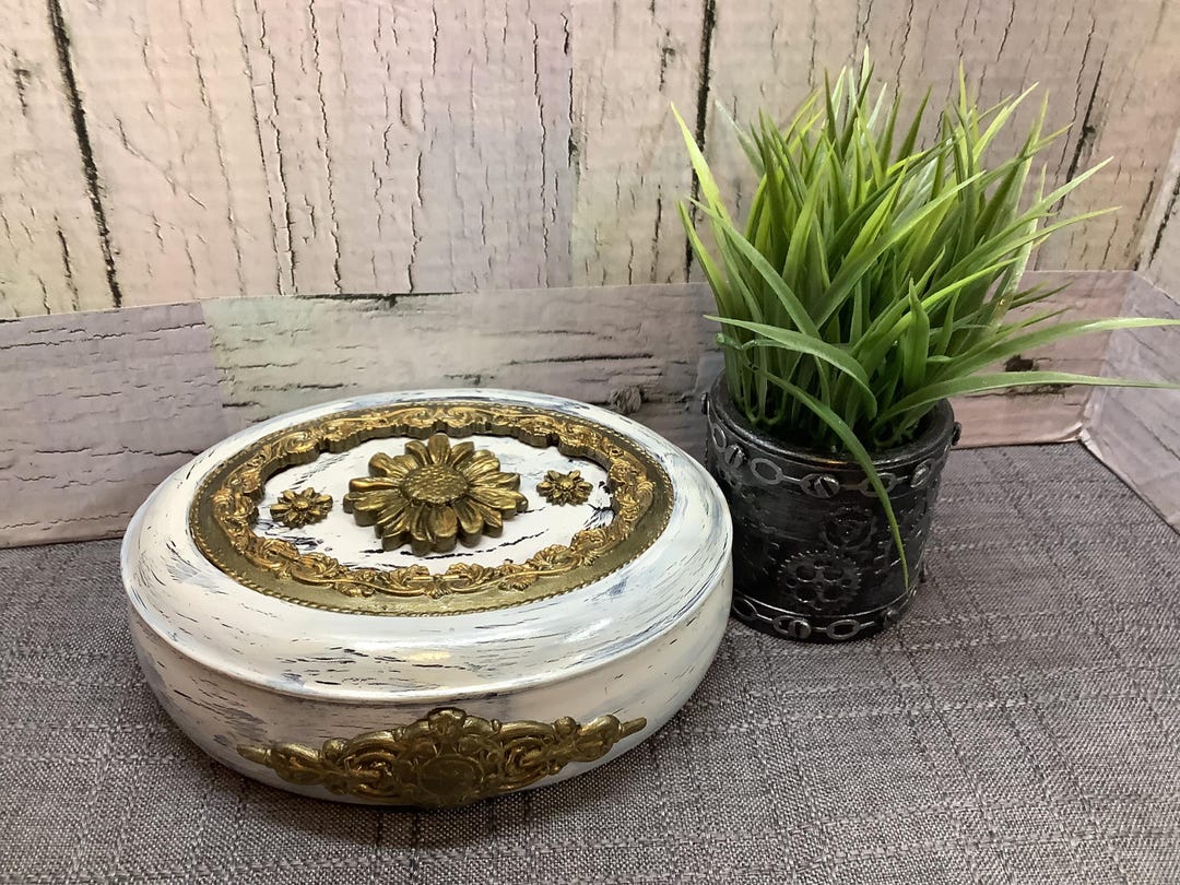 Aged Oval Golden Daisy Jewelry Box - Etsy