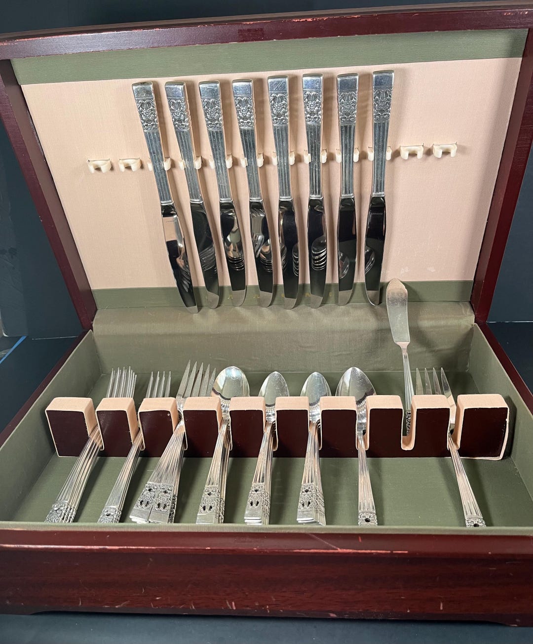 Vintage Oneida Community 48 Pieces Silverplate Flatware Coronation ...