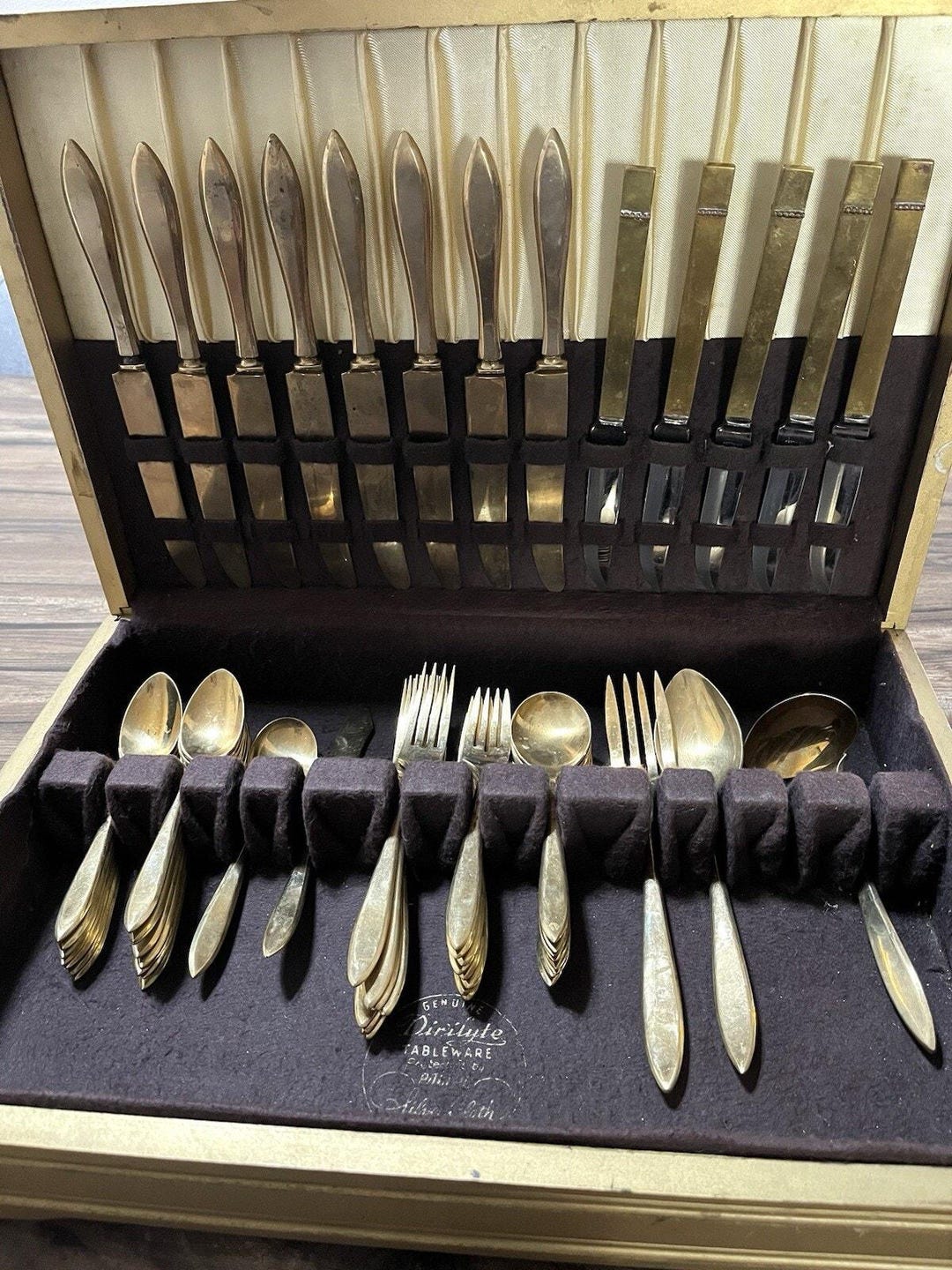 58 Pcs Vintage Dirigold Dirilyte Goldware Empress Flatware 58 Pieces ...