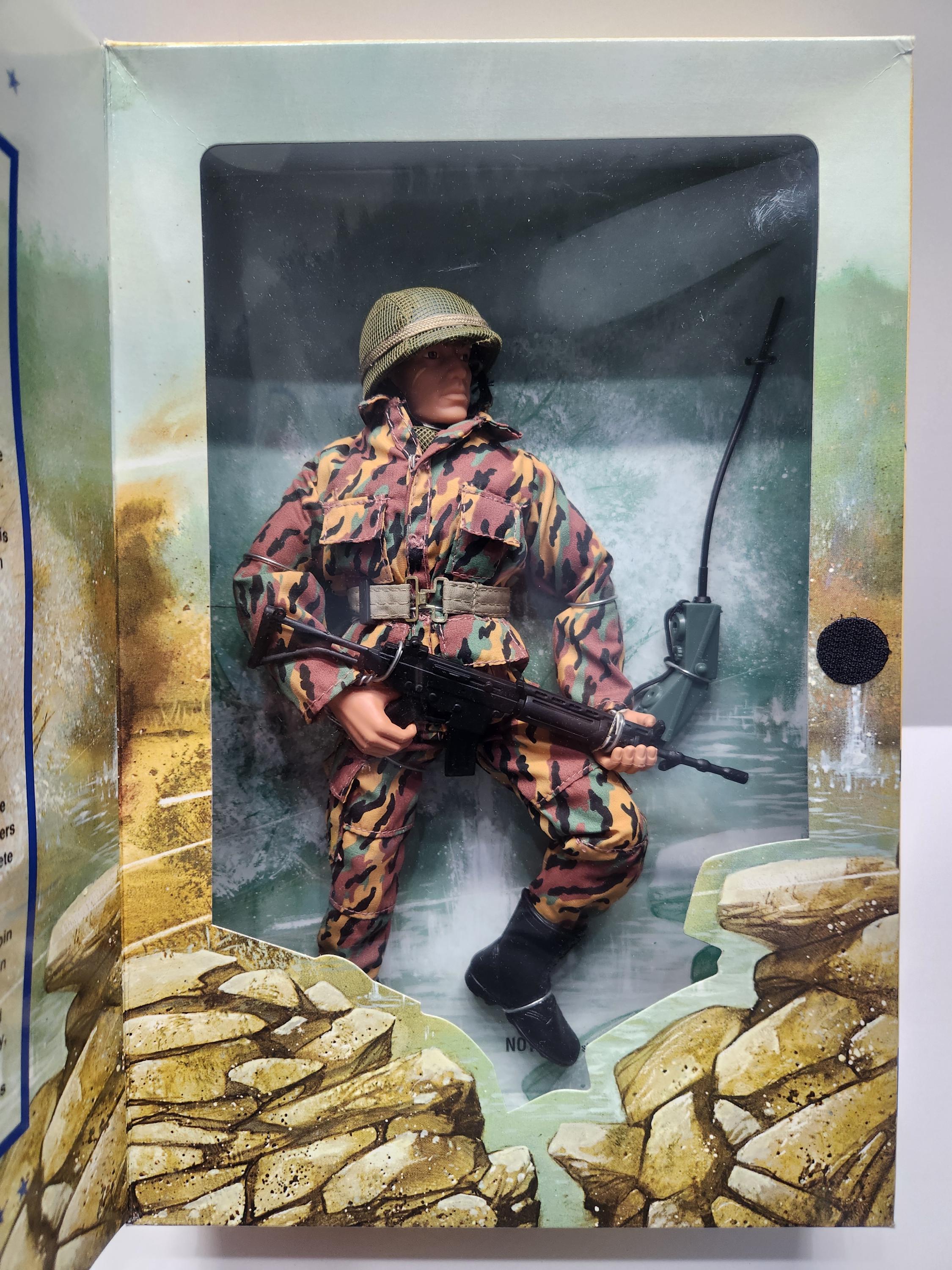 G.I. Joe Belgian Para-commando 12" Action Figure 1997 Limited Edition ...