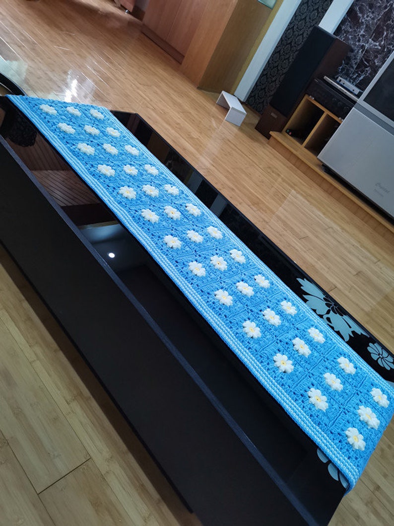 CROCHET TABLE Runnerdaisy Pattern Table Runner Decorative | Etsy