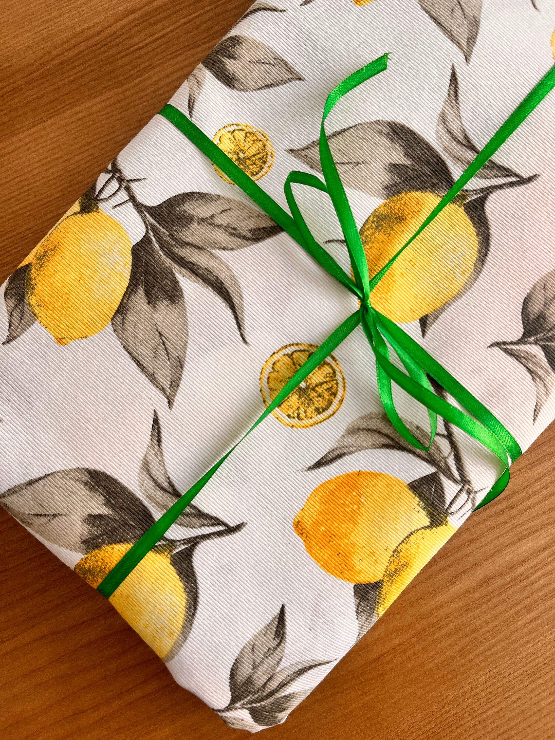 Lemon Motif Tablecover. Lemon Decor Water-repellent Tablecloth With ...