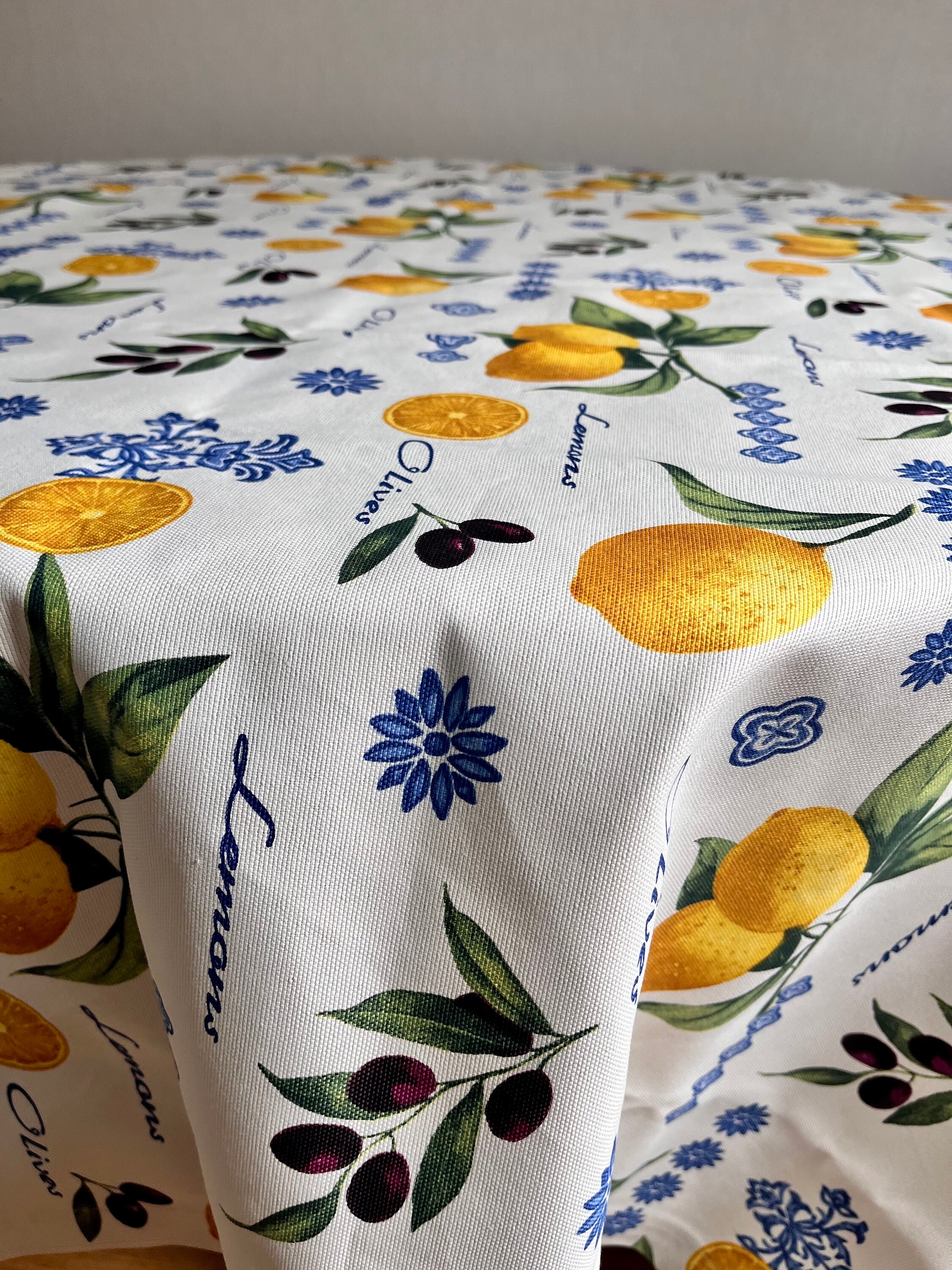Tablecloth With Umbrella Hole. Table Cloth Waterproof Outdoor ...