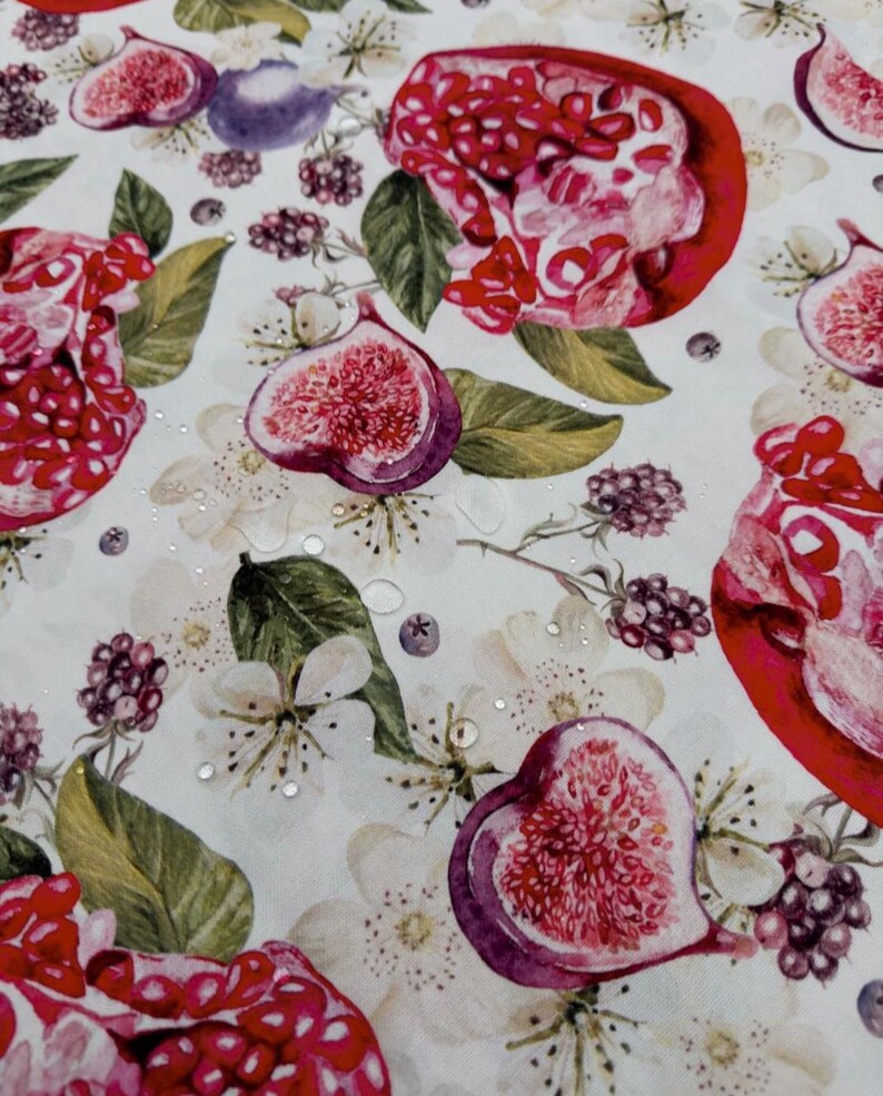 Anniversary Gift Set of Teflon Tablecloth and 6 Napkins. Waterproof ...