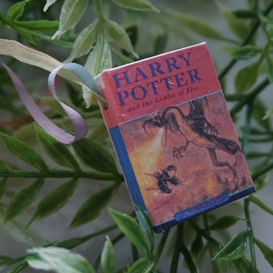 Cute Book Tree Ornaments, Mini Books, Small Christmas Ornaments - Blank ...