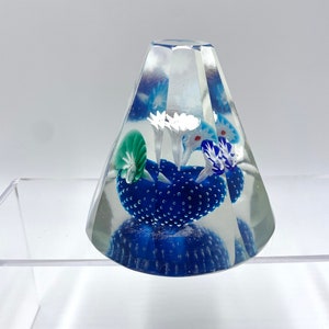 Vintage Handblown Faceted Pyramid Murano Trumpet Multicolored Flowers ...