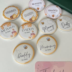 Mommy to Bee Baby Shower Pin, Daddy to Be Badge, Sweet Baby Bee Party ...