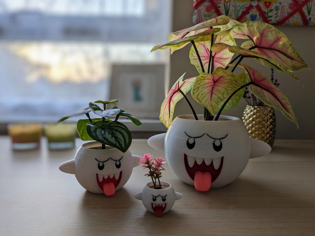 King Boo Planter With Plant, Super Mario Theme Pot, Gaming Room, Desk ...