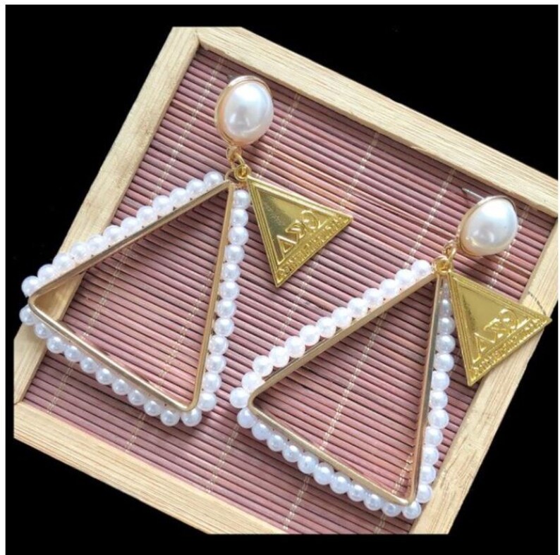 Brand New Handmade Delta Sigma Theta Pyramid & Symbol - Etsy