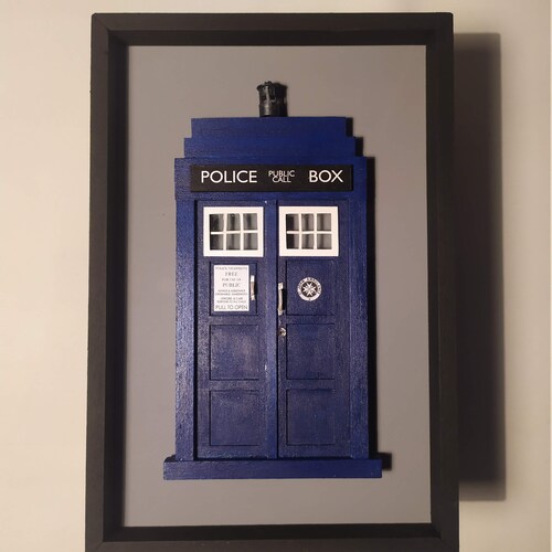 Doctor Who Tardis Door Display Frame Diorama - Etsy