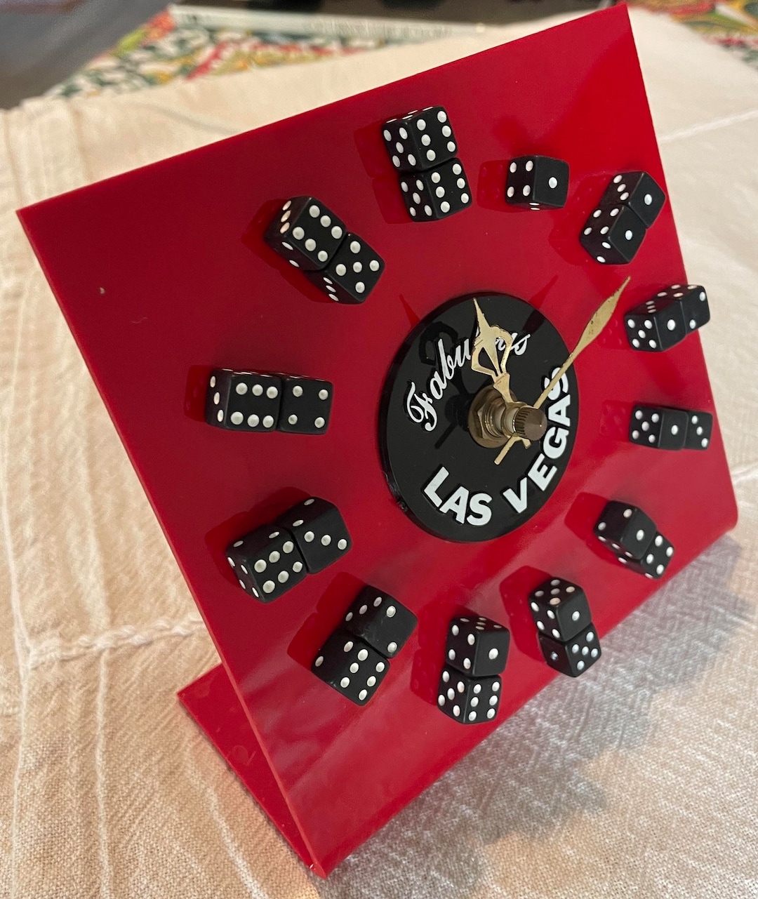 RETRO Las Vegas Dice Clock. Red Background With Black Dice. - Etsy