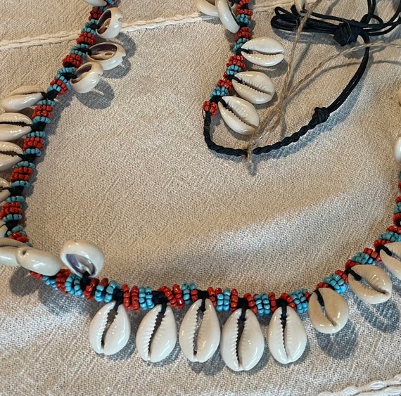 RARE Native American Conch Shell & Beaded Tribal Neck… - Gem