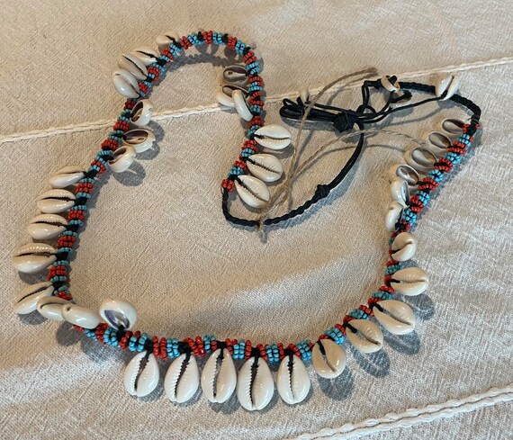 RARE Native American Conch Shell & Beaded Tribal Neck… - Gem