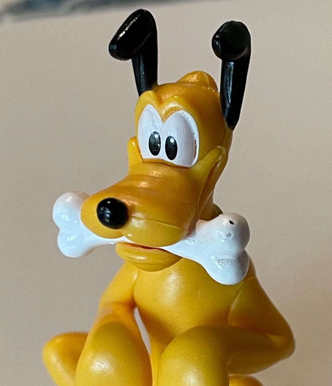 DISNEY PLUTO Character Figurine With Bone. Amazingly Cute 2 1/2 Tall - Etsy