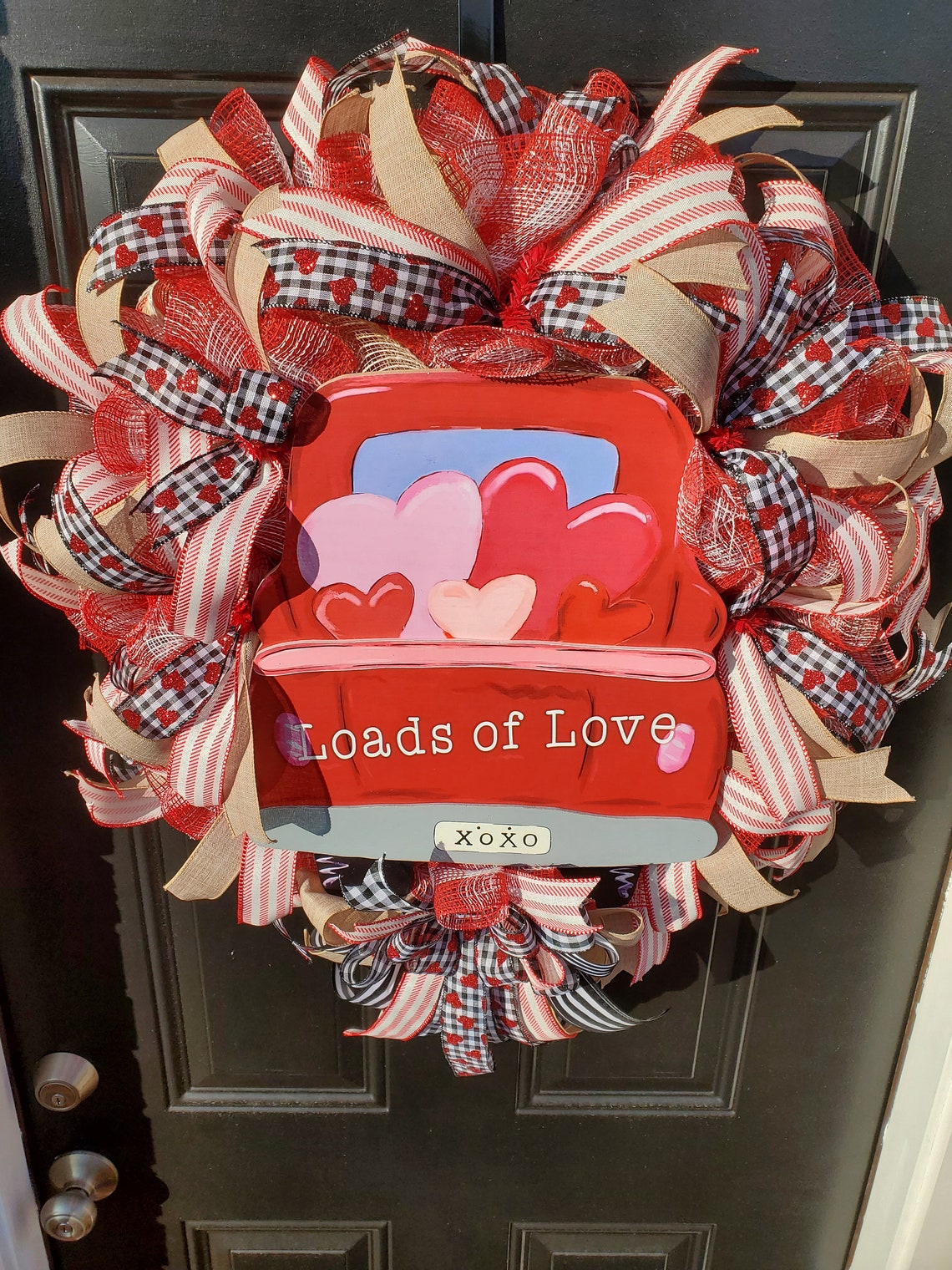 Valentine's Day Wreath, Loads of Love, Happy Valentines Day, Red Truck ...