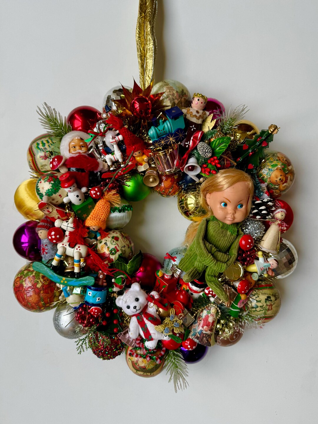 Retro Toy Christmas Wreath, Vintage Wreaths for Front Door, Gift for ...