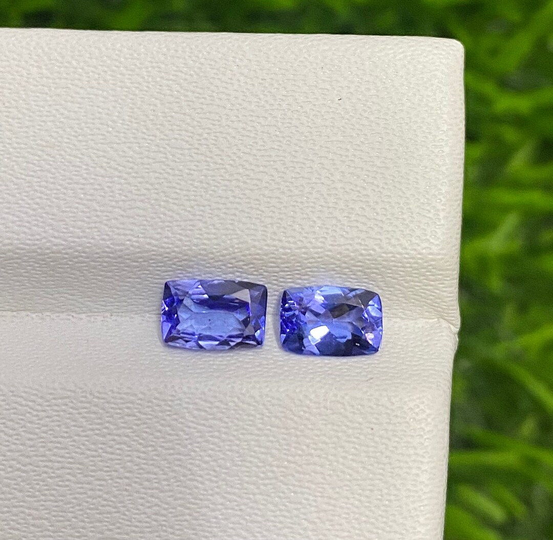 Natural Tanzanite Pair, Baguette Shape, Loupe Clean, 0.6ct Weight ...