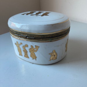 Vintage ISCO Porcelain Dresser Box With Gold Gilt Greco Roman Figures ...