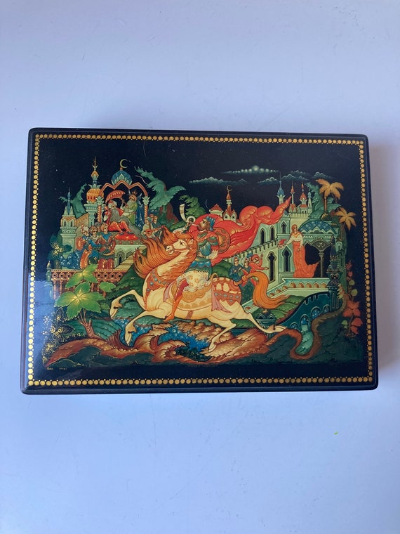 palekh russian lacquer box - Gem